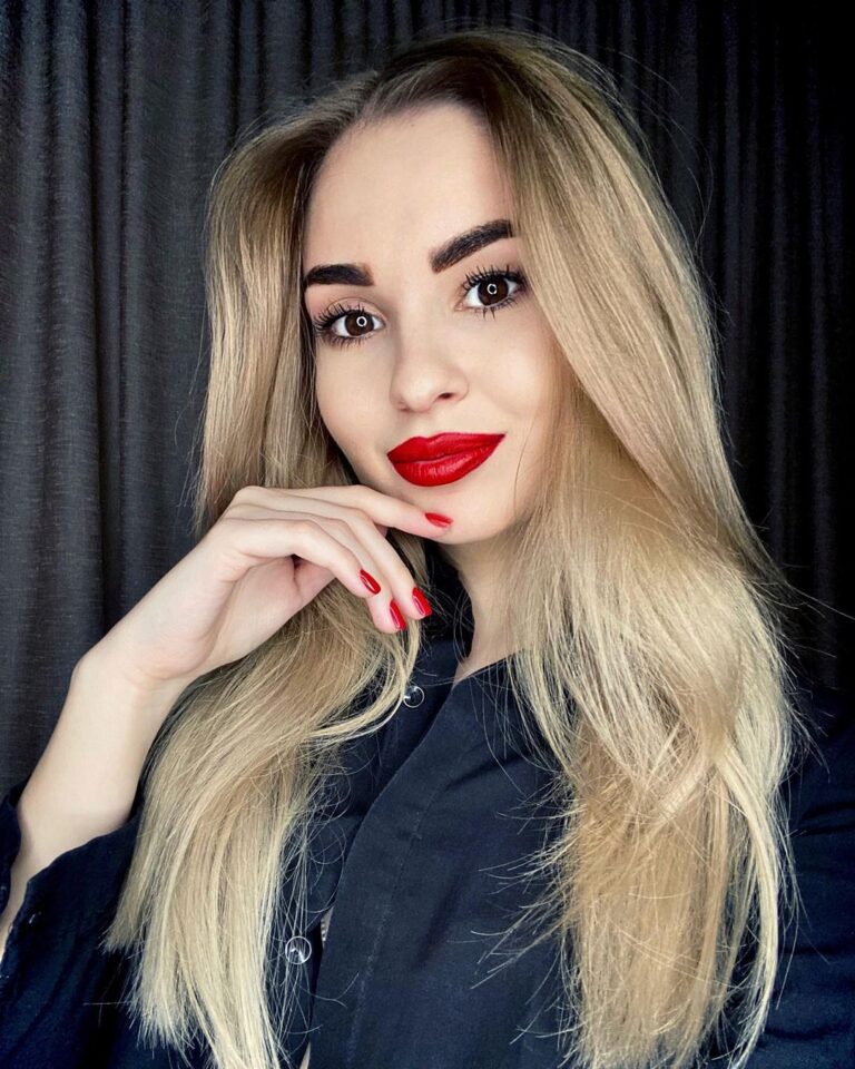 Meet Women Online: How to Find Single Girls on The Web